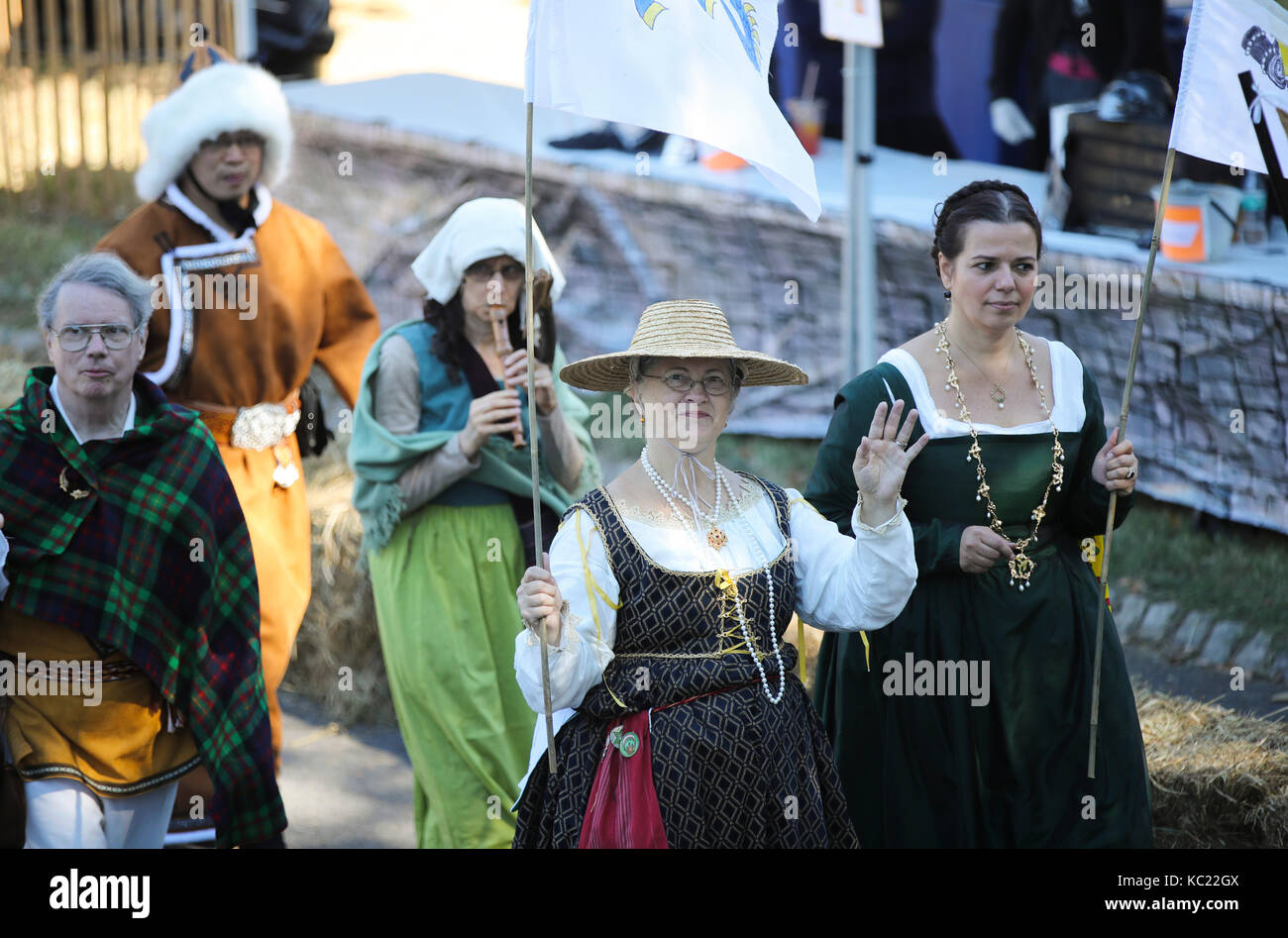 New York, USA. 1st Oct, 2017. Performers participate in a parade during ...