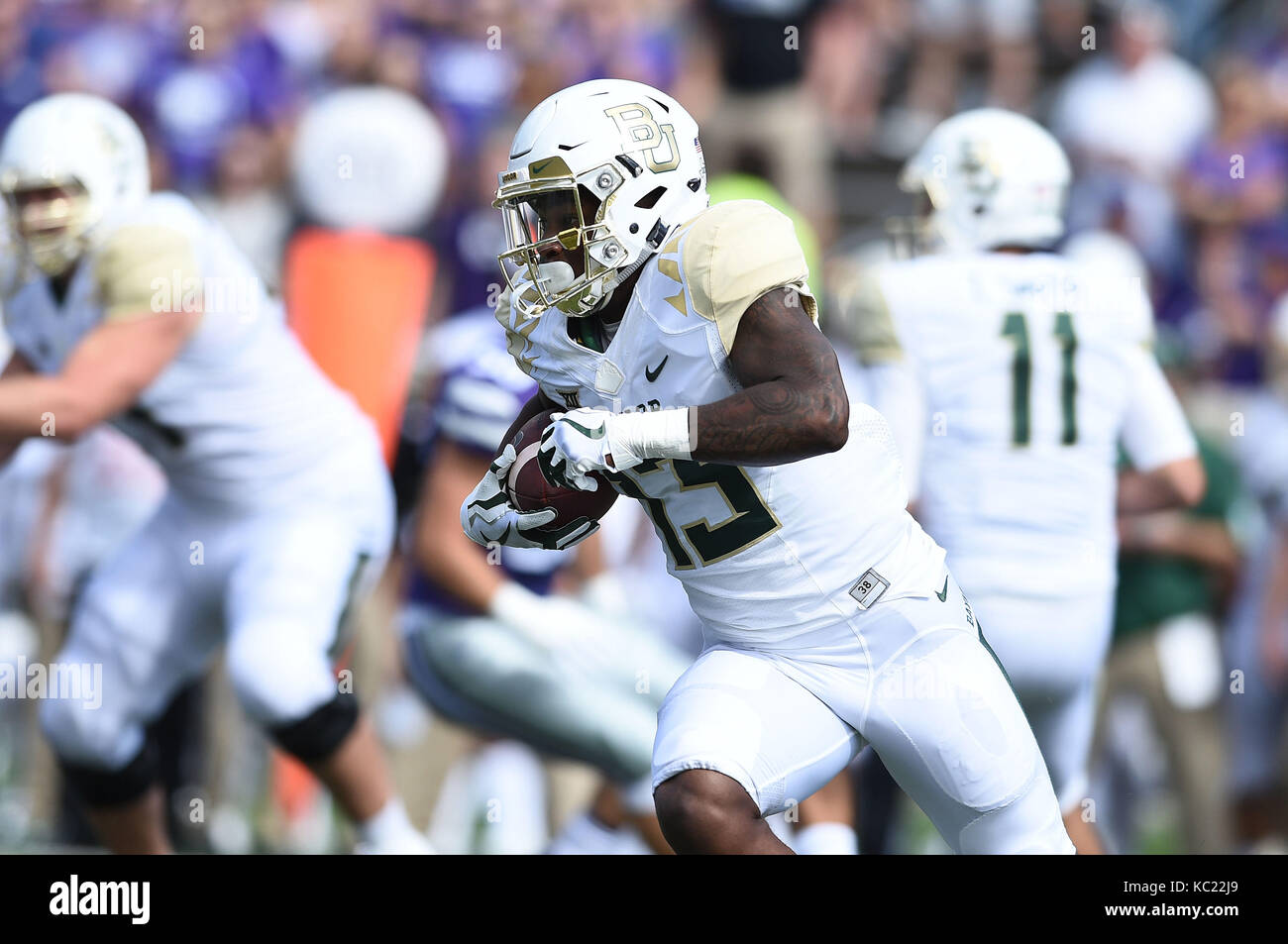 Manhattan, Kansas, USA. 30th Sep, 2017. Baylor Bears wide receiver Tony ...