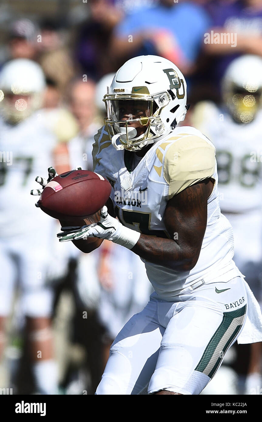 Manhattan, Kansas, USA. 30th Sep, 2017. Baylor Bears wide receiver Tony ...