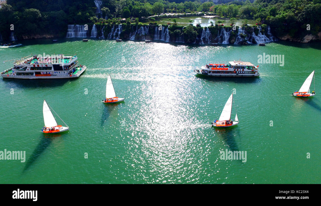 Liuzhou, China's Guangxi Zhuang Autonomous Region. 1st Oct, 2017. Boats ...