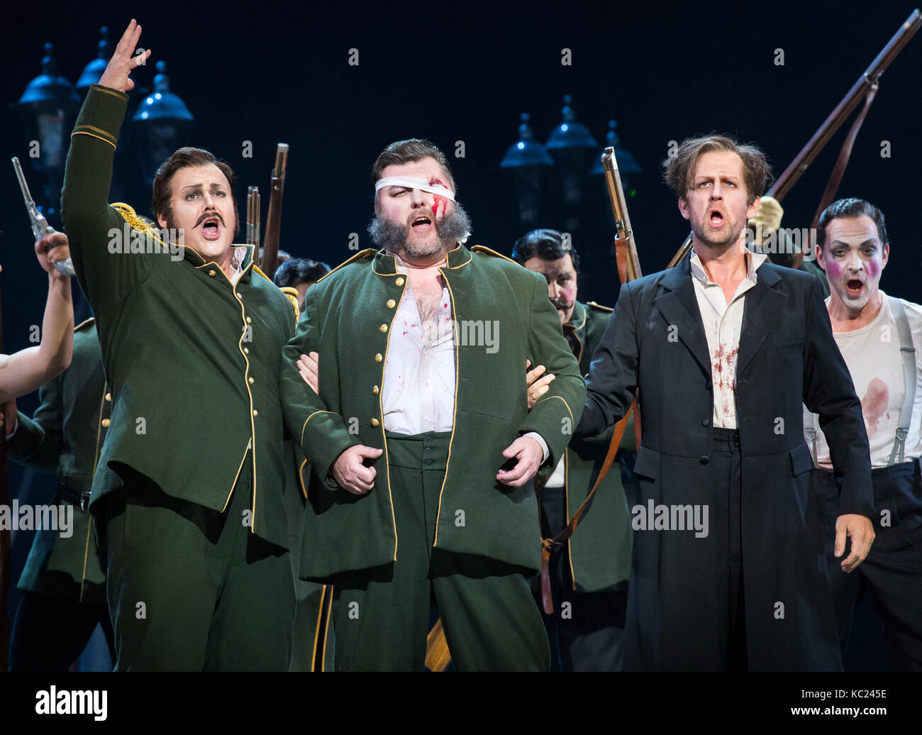 Dresden, Germany. 27th Sep, 2017. Christoph Pohl as Chorèrbe (R-L ...