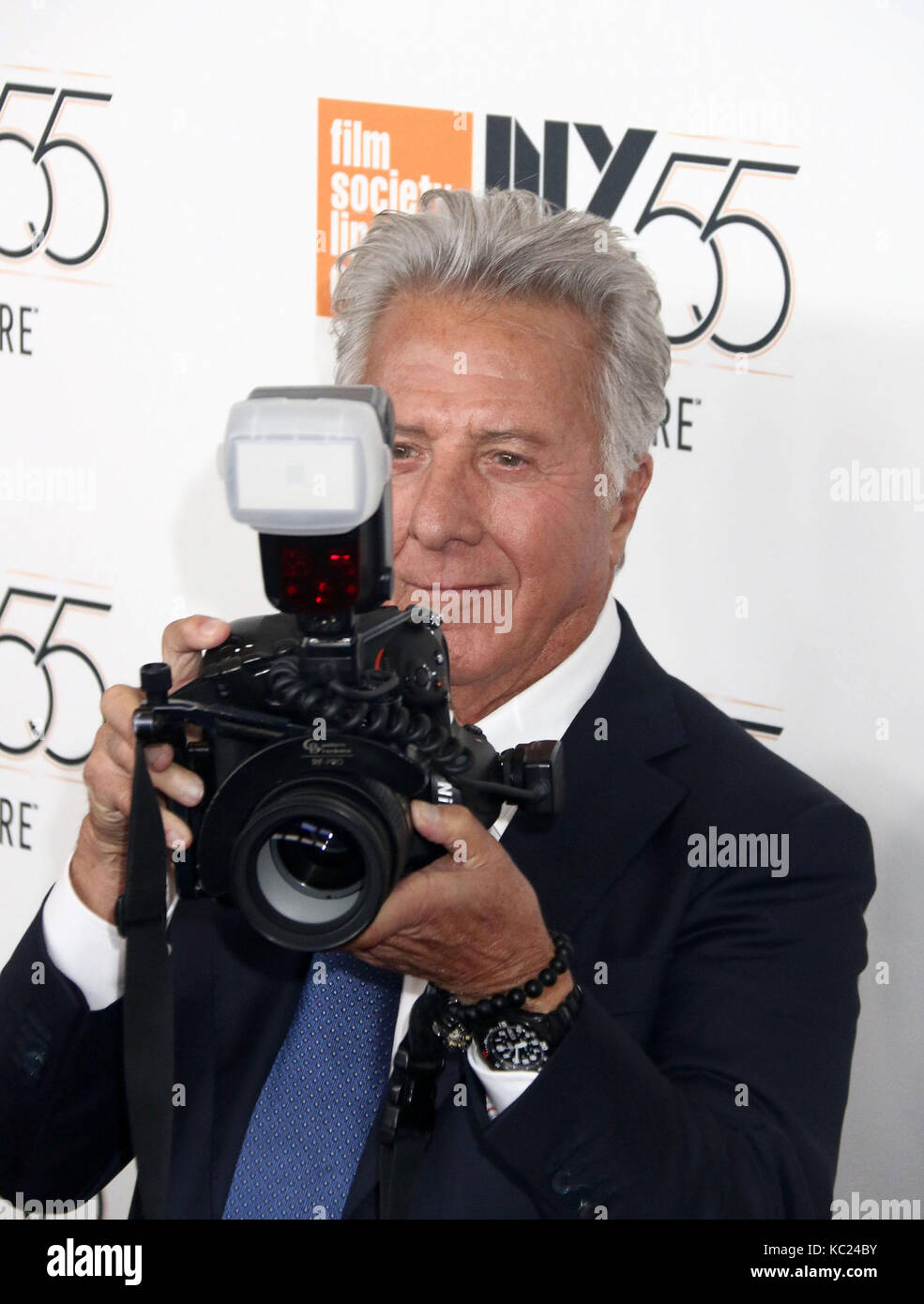 New York, New York, USA. 1st Oct, 2017. Actor DUSTIN HOFFMAN jokes ...