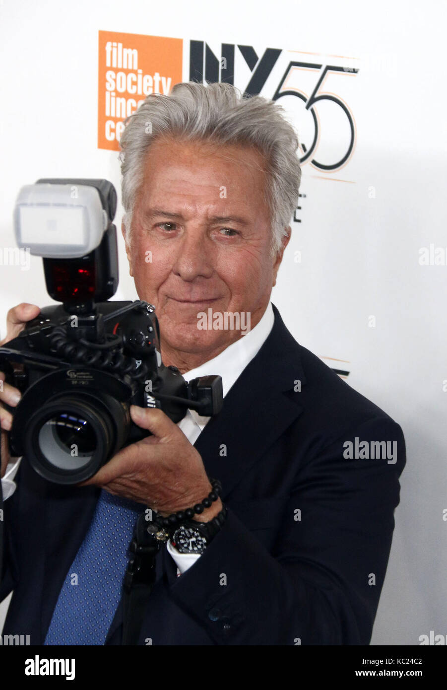 New York, New York, USA. 1st Oct, 2017. Actor DUSTIN HOFFMAN jokes ...