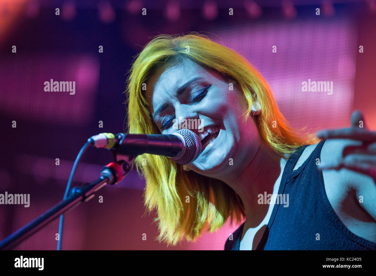 Fort Lauderdale, FL, USA. 1st Oct, 2017. Jetty Bones in concert during ...