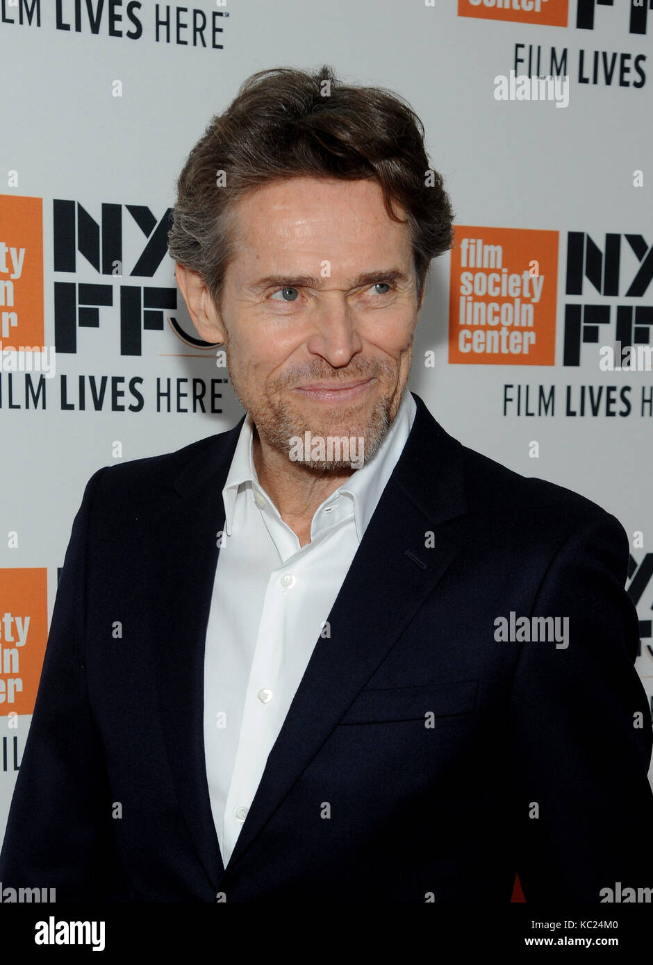 William dafoe hi-res stock photography and images - Alamy