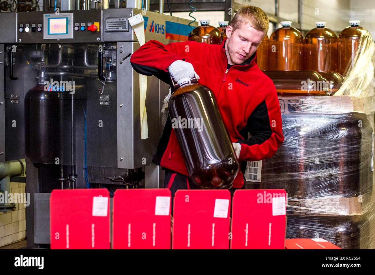Primator (The Mayor) brewery has used a 20-liter plastic barrel called ...