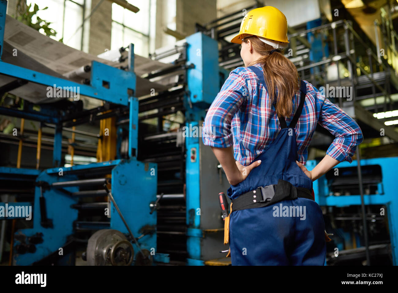 Back view portrait woman engineer hi-res stock photography and images ...