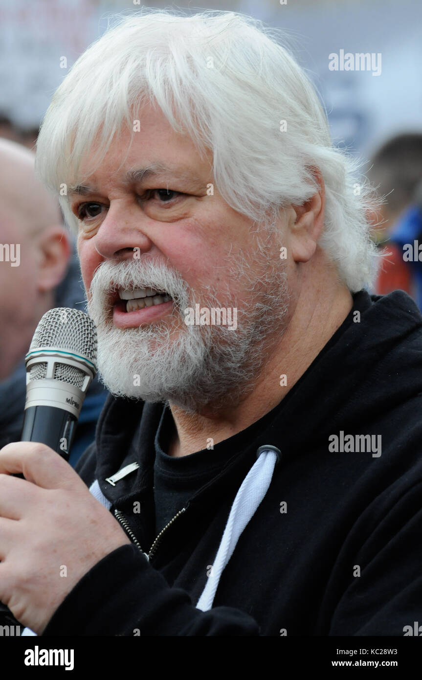 Paul Watson, founder of the Sea Shepherd Conservation Society, talks in ...