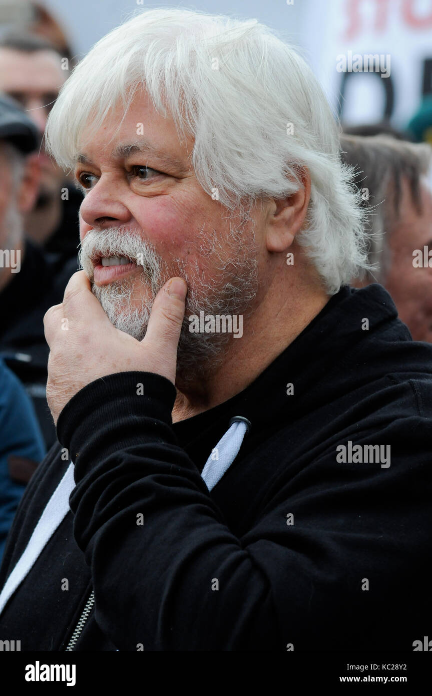 Paul Watson, founder of the Sea Shepherd Conservation Society, talks in ...
