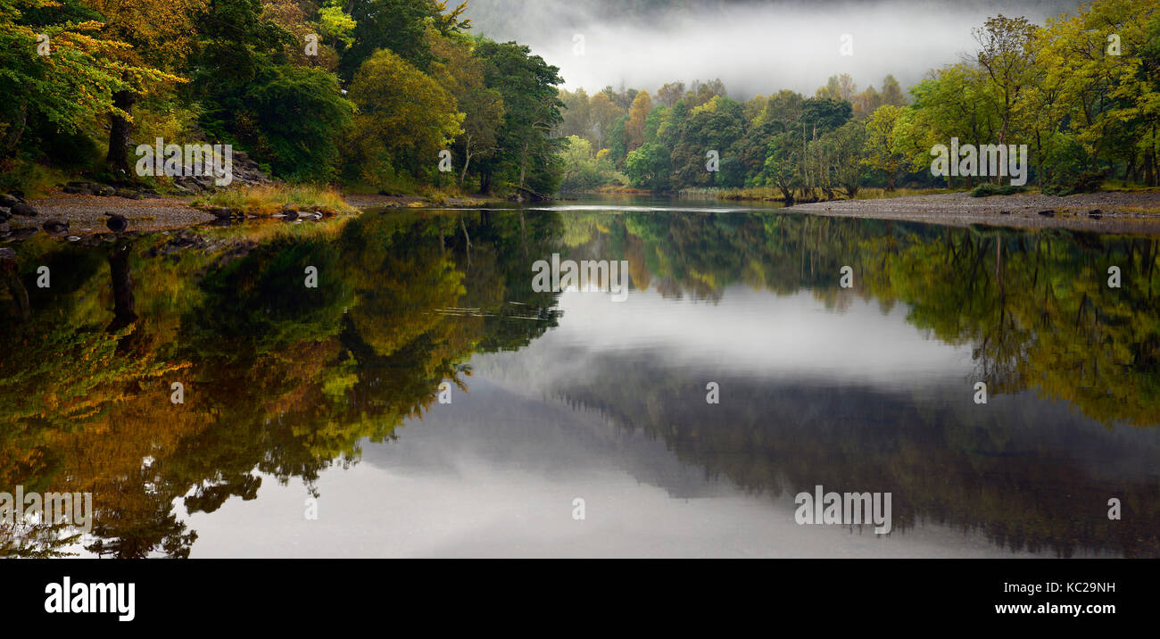 Dawn mist over Loch Lubnaig Stock Photo - Alamy