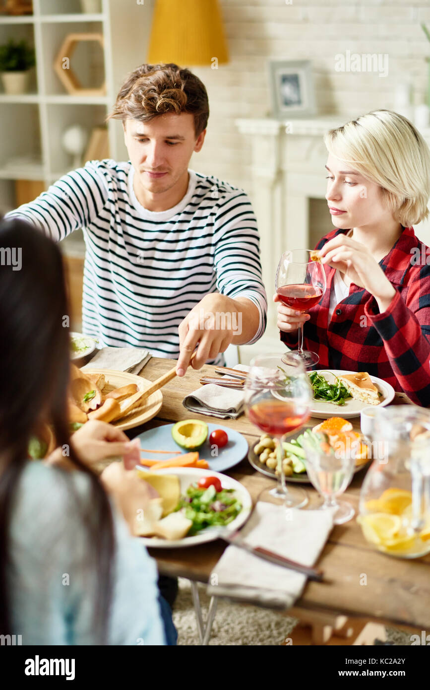 Group portrait young friends gathered hi-res stock photography and ...
