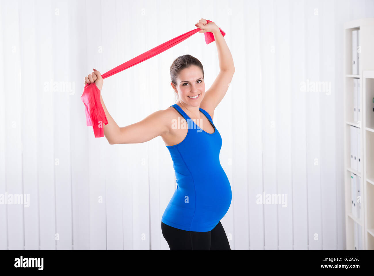Pregnant exercise hi-res stock photography and images - Alamy