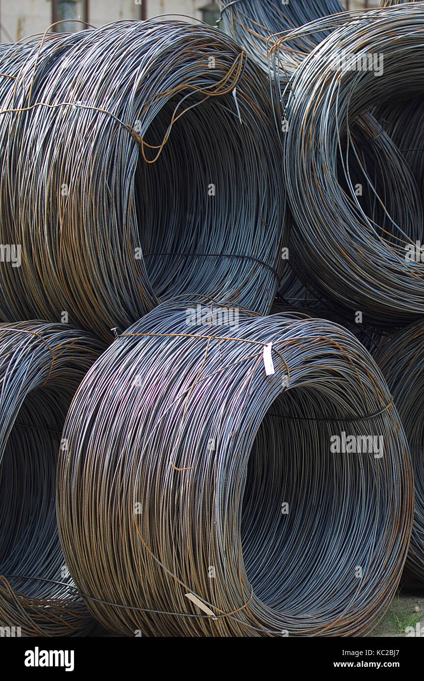 Wire armature wound hi-res stock photography and images - Alamy