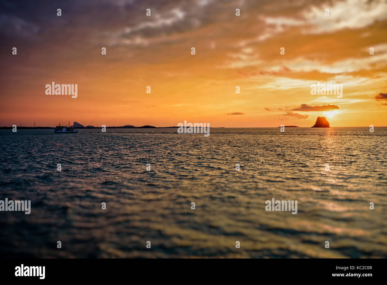 Surat skyline hi-res stock photography and images - Alamy