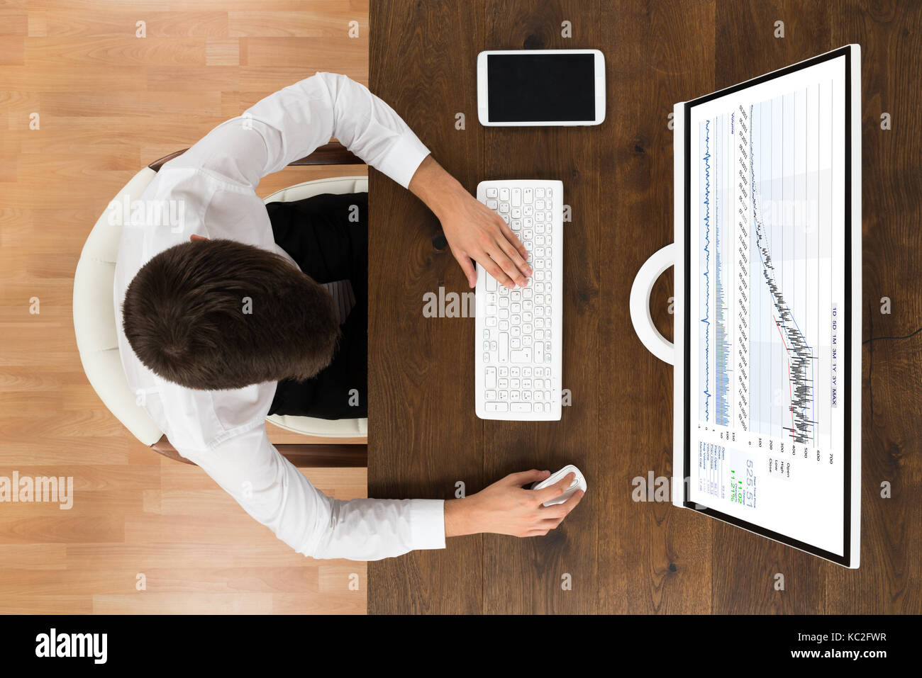 Office trading floor hi-res stock photography and images - Alamy