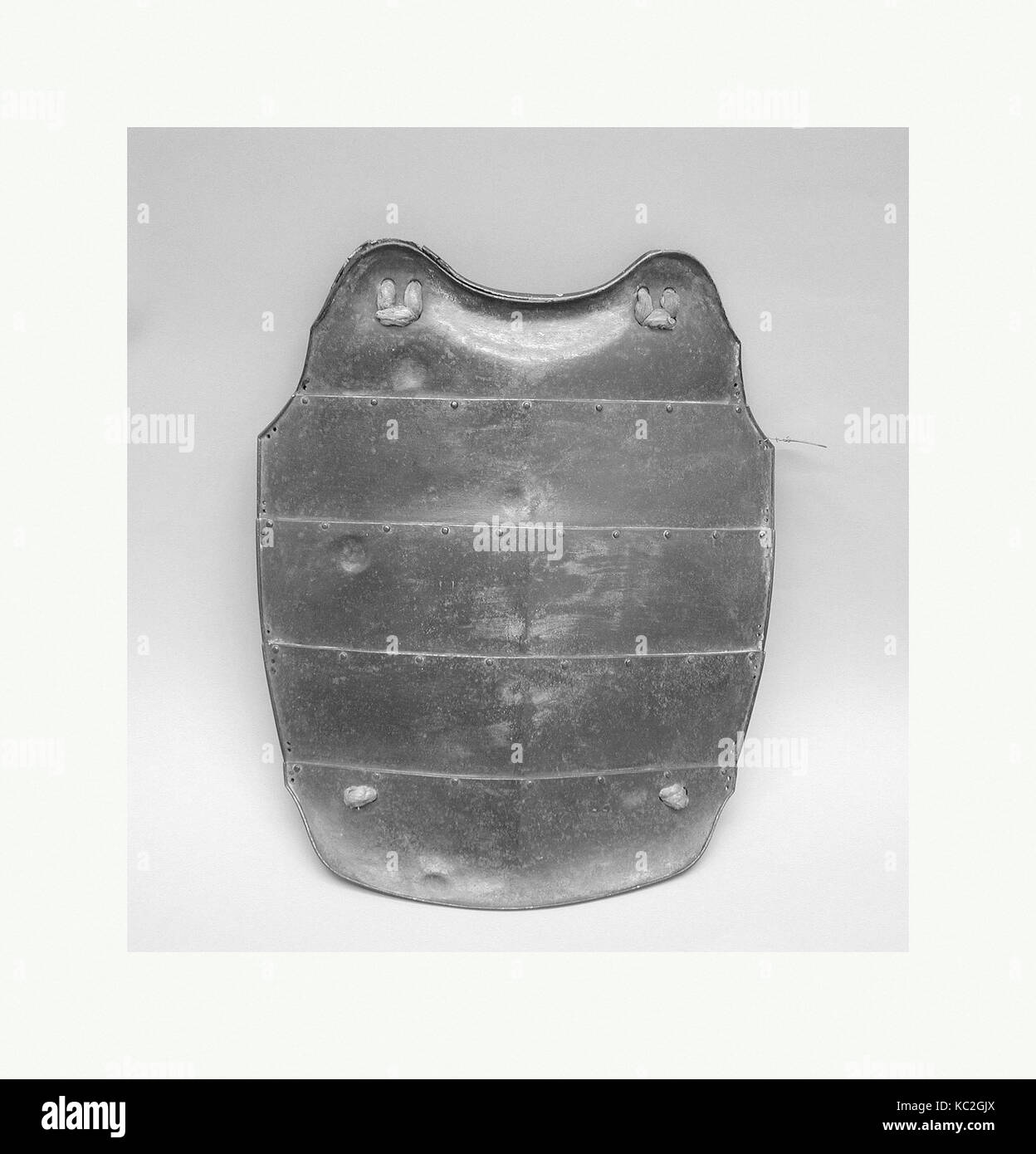 Breastplate (Plastron), 17th century, Japanese, Iron, H. 15 1/2 in. (39 ...