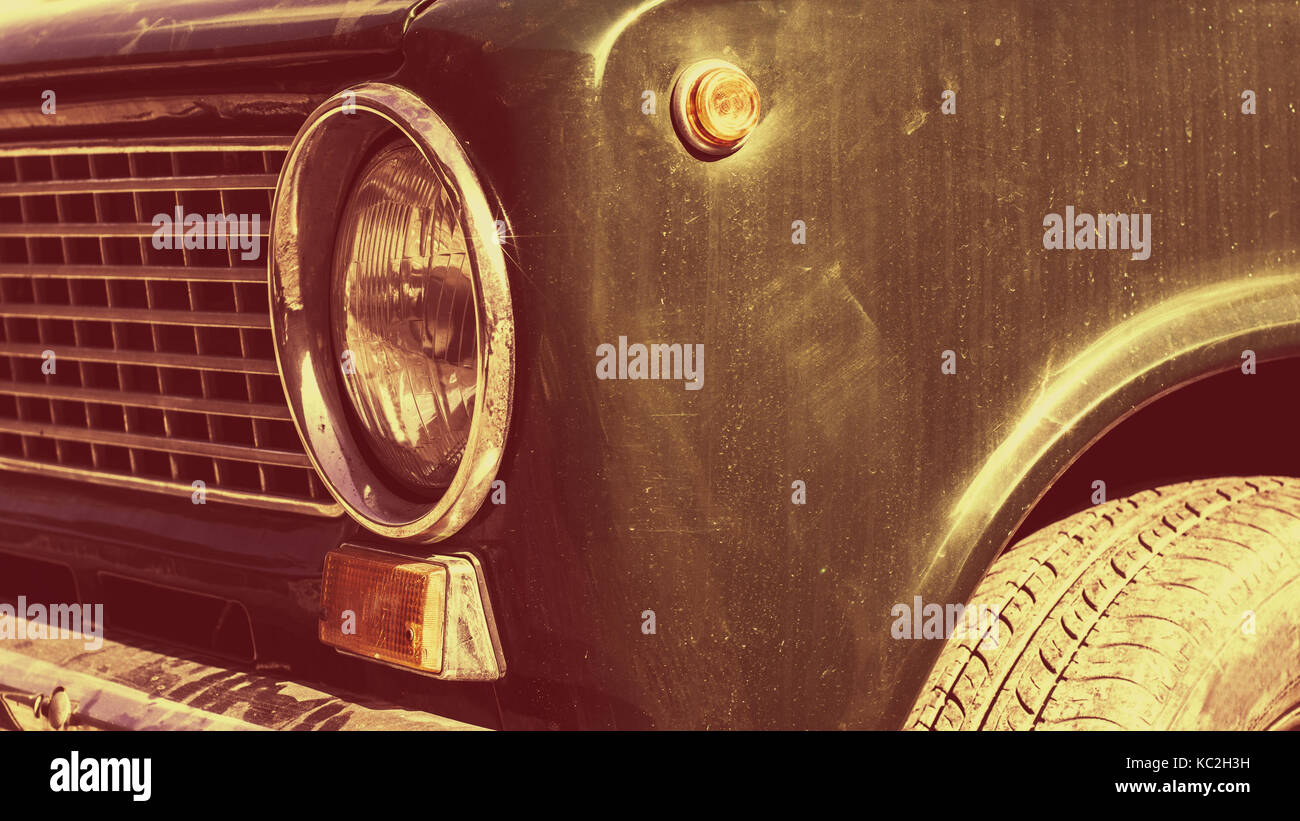 Vintage car head lights hi-res stock photography and images - Alamy