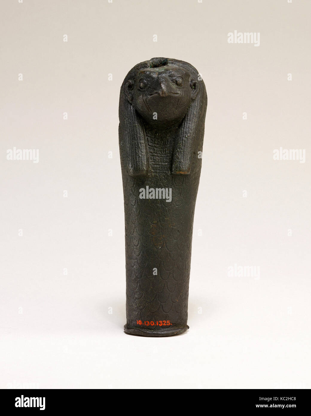 Hollow metal pole hi-res stock photography and images - Alamy