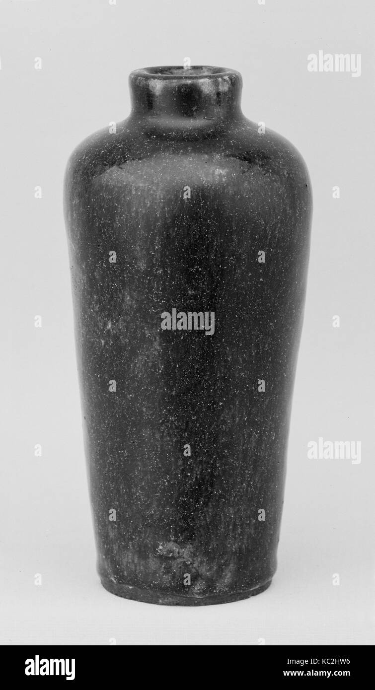 Vase, Edo period (1615–1868), late 18th century, Japan, Pottery covered ...