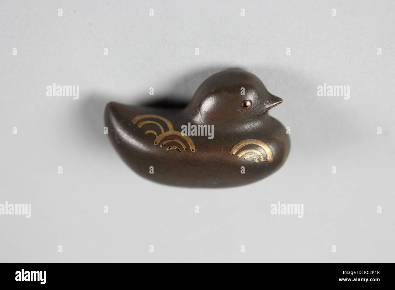 Netsuke of Bird, 19th century, Japan, Lacquer with gold painted ...