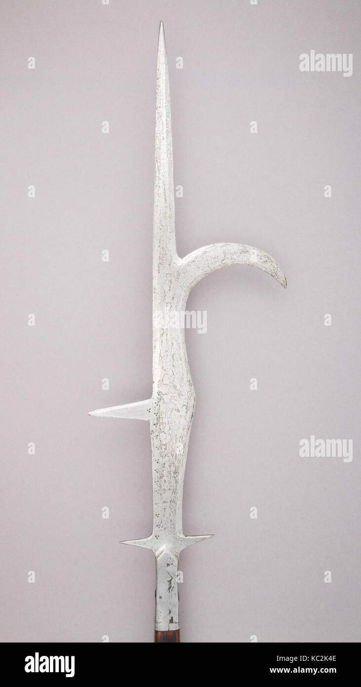Guisarme, ca. 1490, Italian, Steel, wood (ash), L. 9 ft. 7 1/2 in. (255 ...