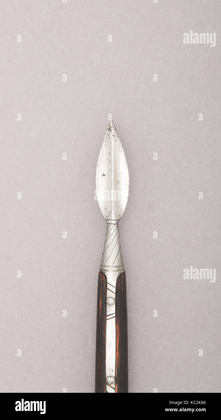 Pike, 17th century, Spanish, Steel, wood (ash), L. 82 in. (208.4 cm); L ...