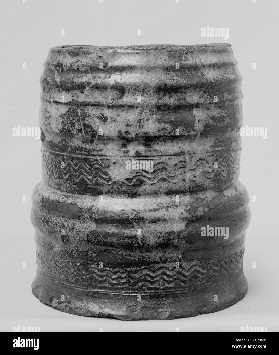 Water Pot, Edo period (1615–1868), 18th century, Japan, Clay with ...