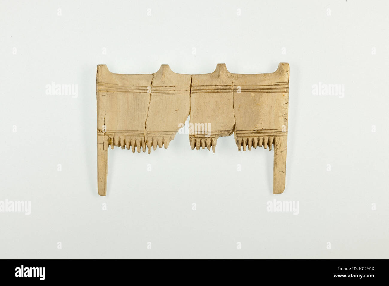 Comb, New Kingdom, Dynasty 18, early, ca. 1550–1458 B.C., From Egypt ...