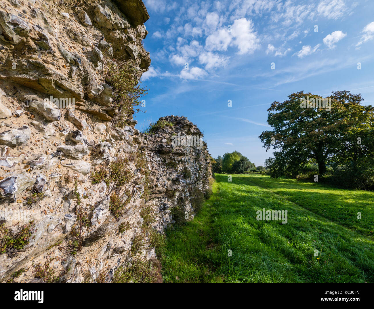 Silchester Roman Town Walls, Silchester, Hampshire, England Stock Photo ...