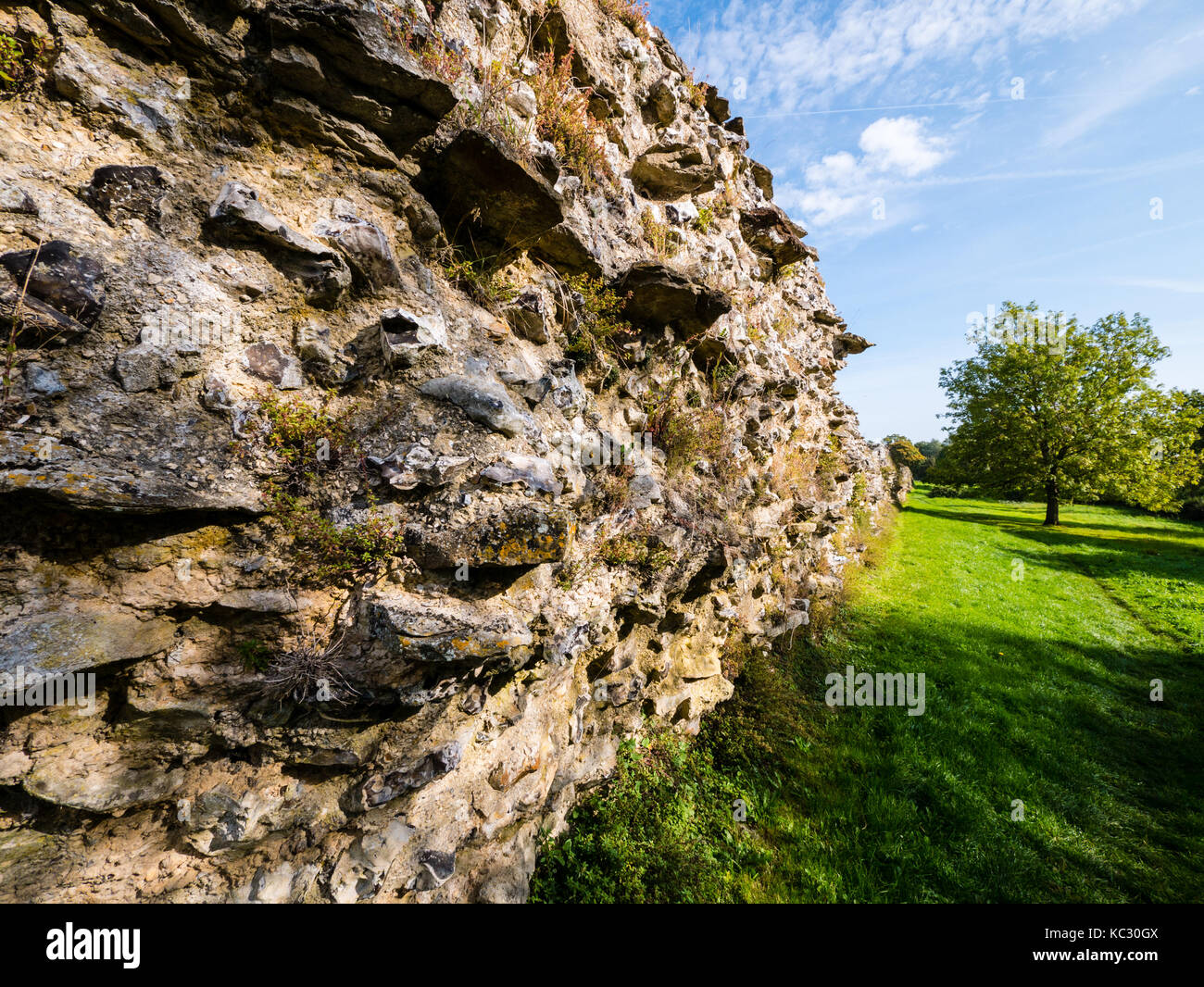 Silchester Roman Town Walls, Silchester, Hampshire, England Stock Photo ...
