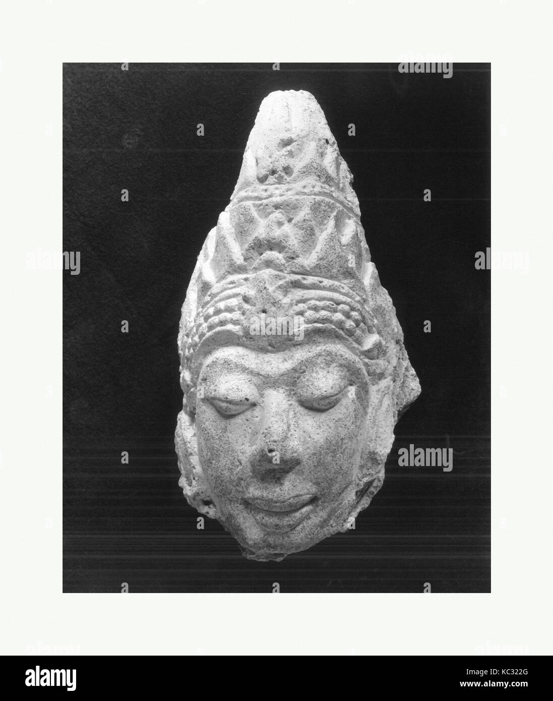 Head of a Male Deity, Mon-Dvaravati period, ca. 9th century, Thailand ...