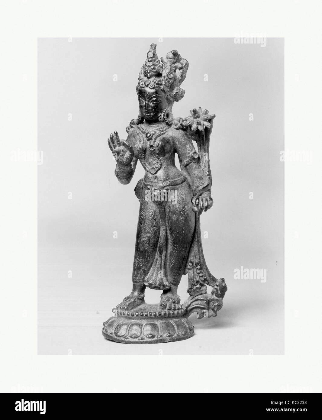 Standing Lakshmi (Goddess of Fortune), 13th century Stock Photo - Alamy