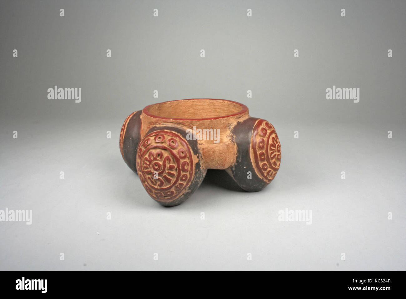 Hanging Bowl, 15th–16th century, Mexico, Mesoamerica, Aztec, Ceramic, H ...