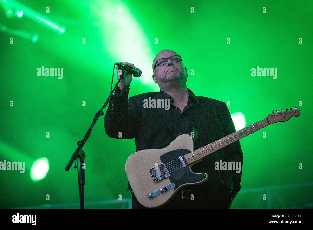 Pixies live concert hi-res stock photography and images - Alamy