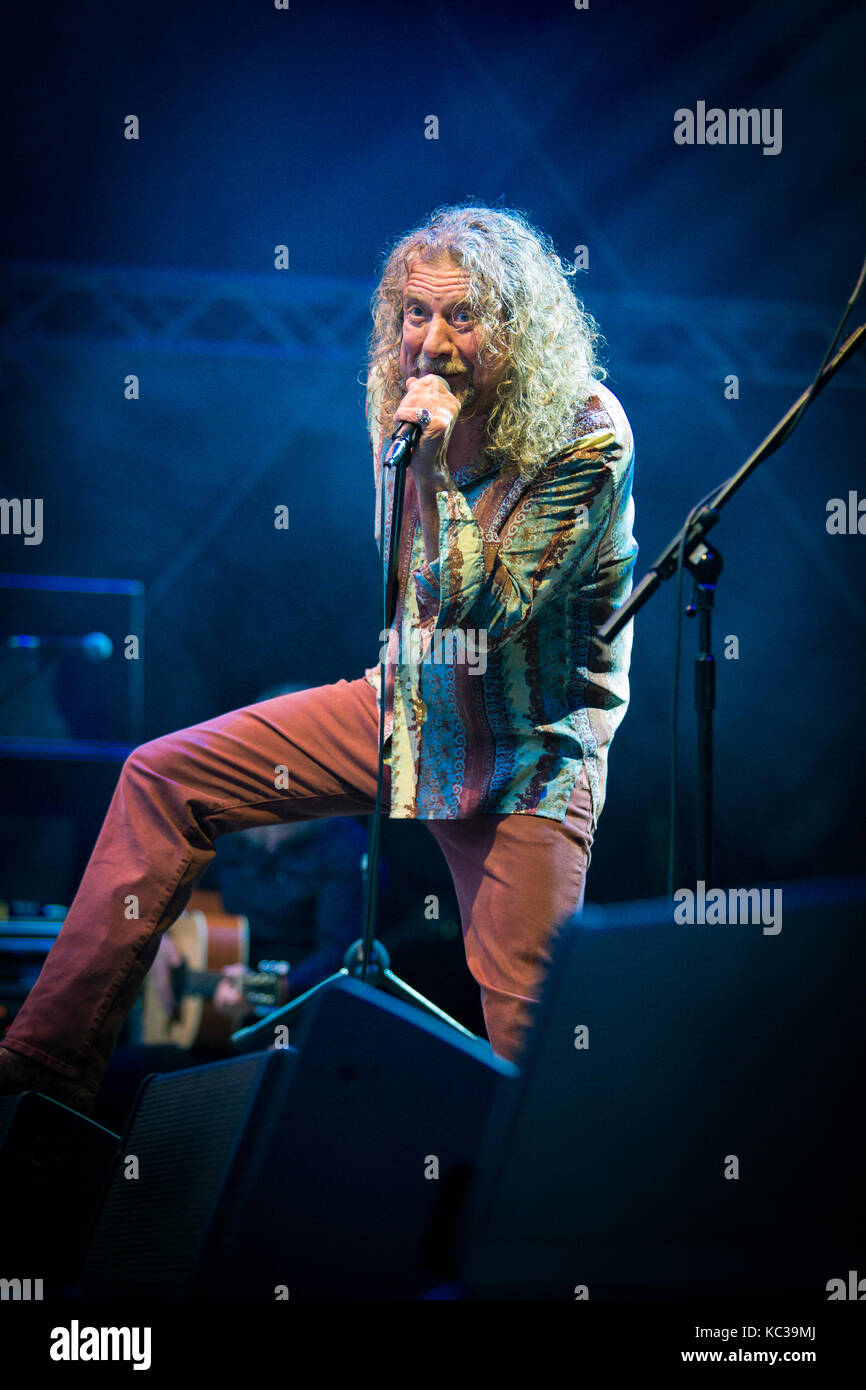The English singer-songwriter and musician Robert Plant performs a live ...