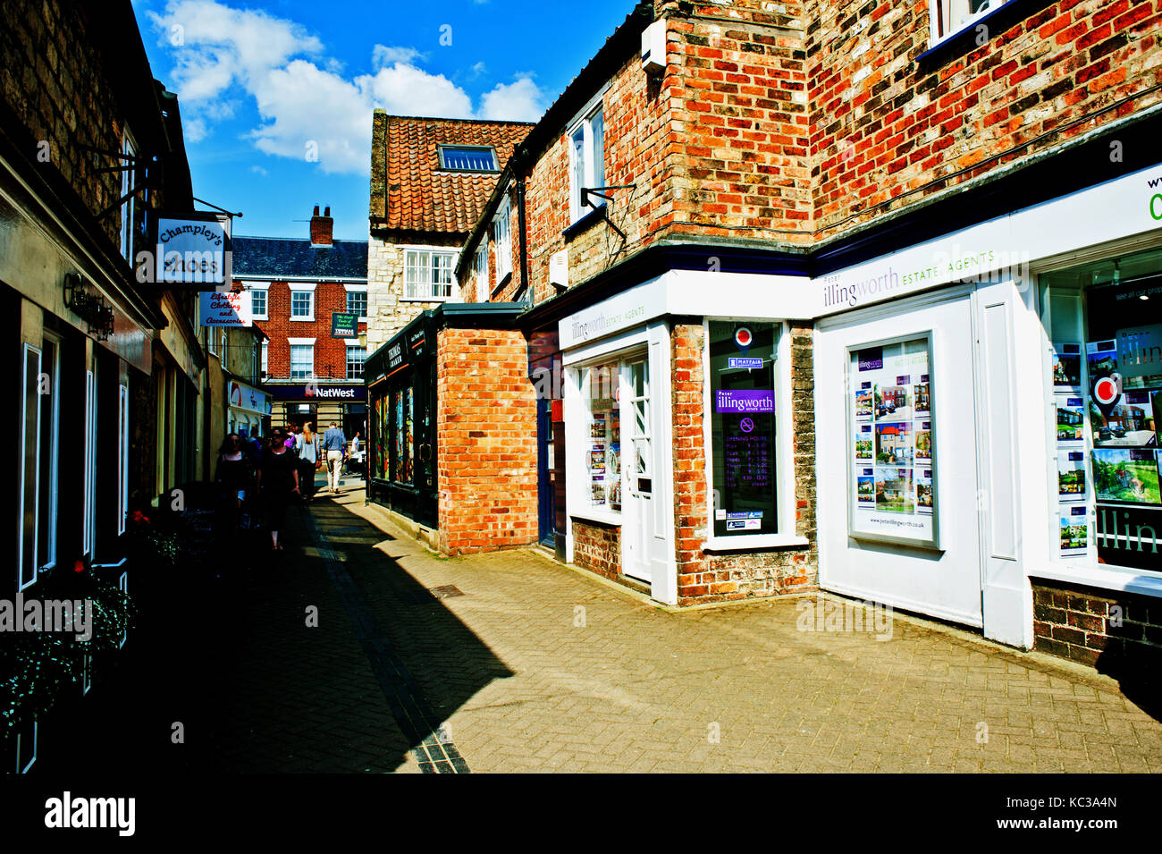 Yorkshire shops hi-res stock photography and images - Alamy