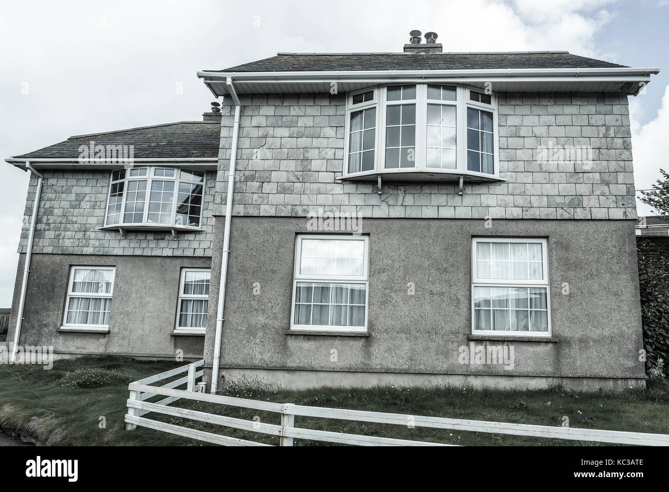 Identical houses hi-res stock photography and images - Alamy