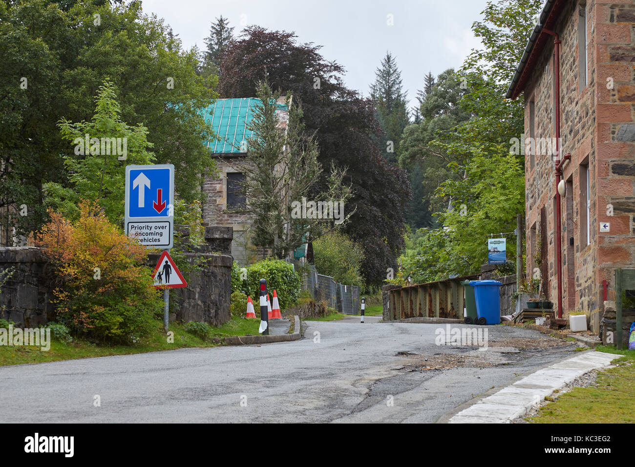 Stromeferry station hi-res stock photography and images - Alamy