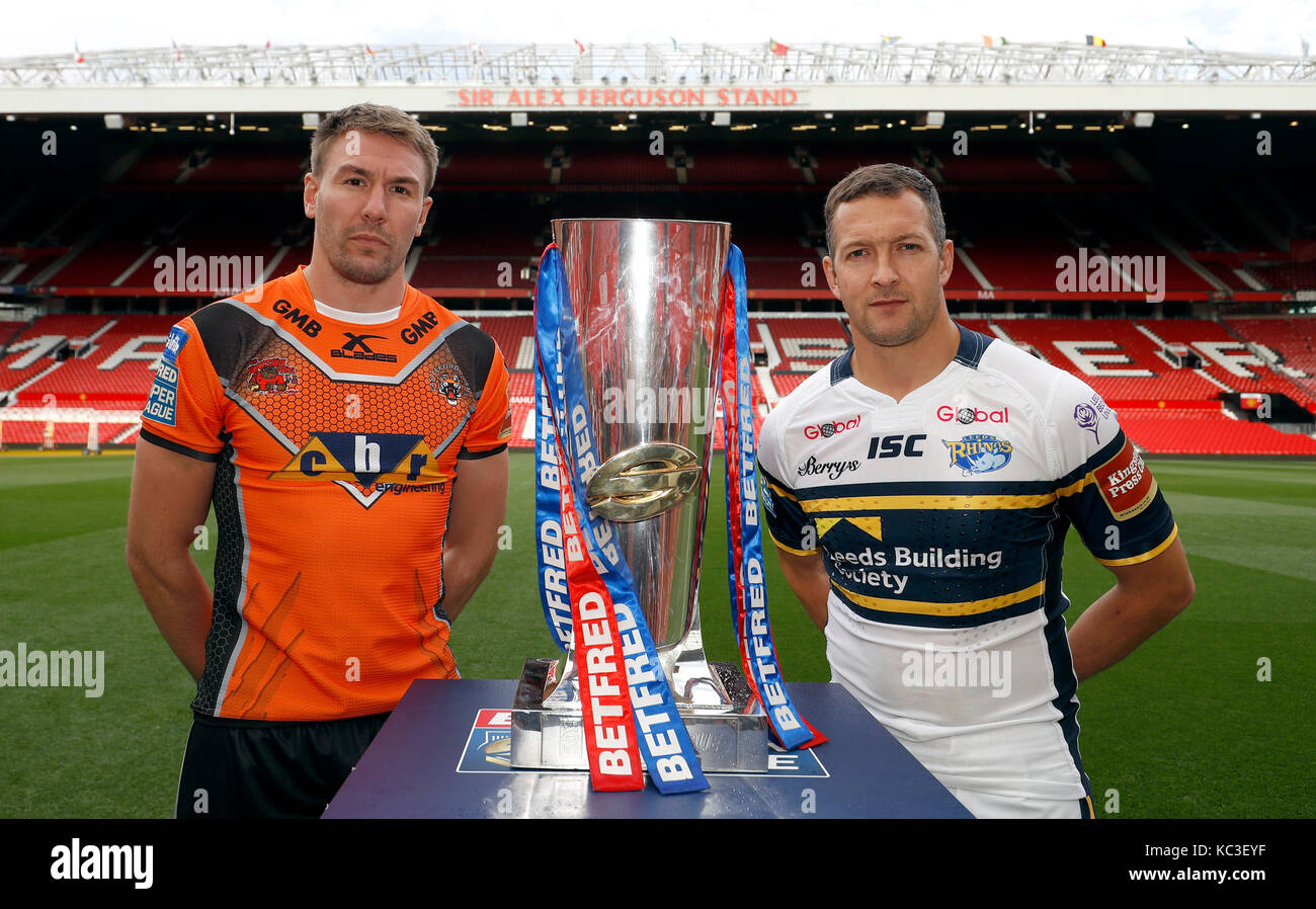 Castleford Tigers captain Michael Shenton (left) and Leeds Rhinos ...