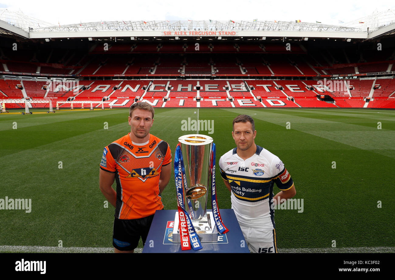 Castleford Tigers captain Michael Shenton (left) and Leeds Rhinos ...