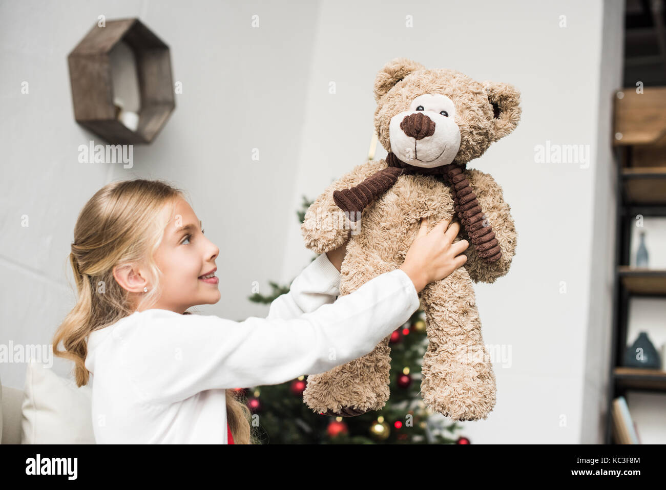 adorable kid with teddy bear Stock Photo - Alamy