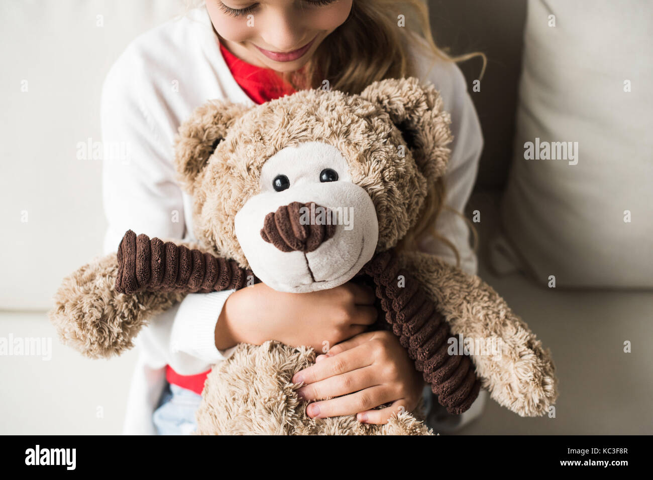 kid with teddy bear Stock Photo - Alamy