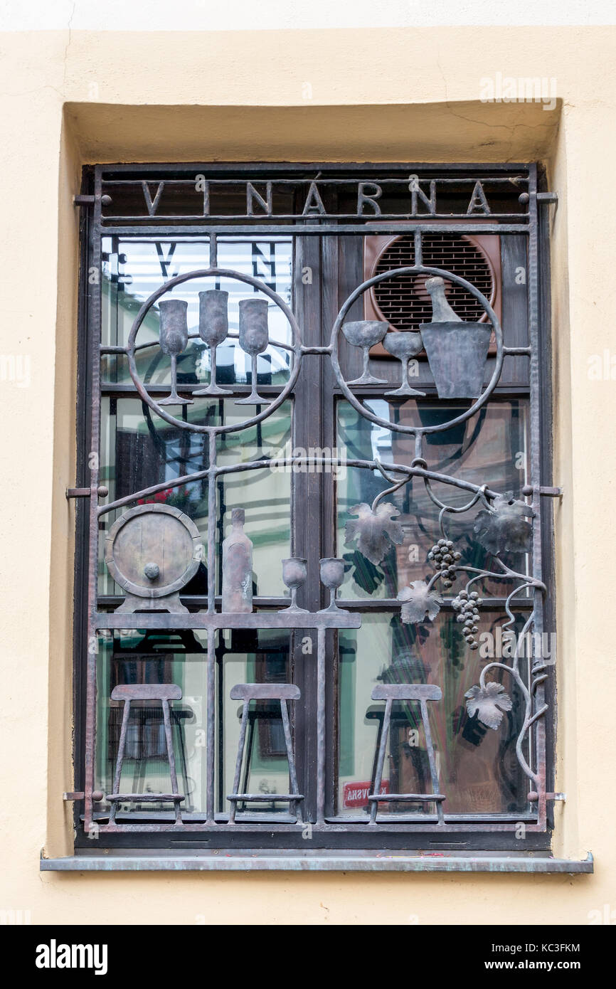 Unusual windows hi-res stock photography and images - Alamy