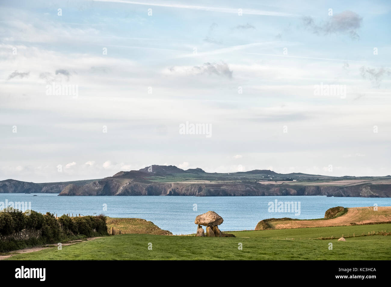 Abercastle, Pembrokeshire, Wales, UK. Carreg Samson, a 5000 year old ...