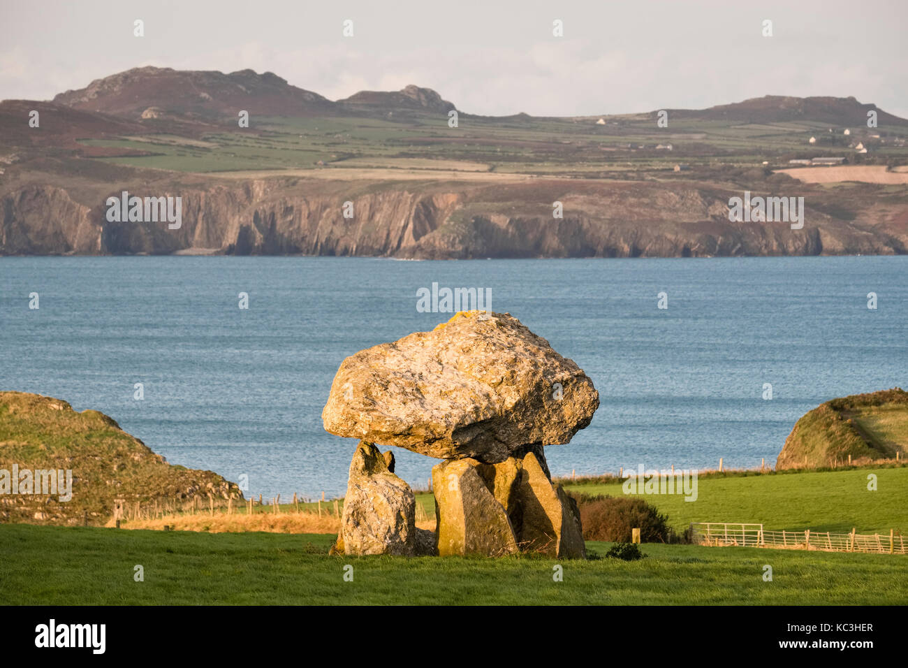 Abercastle, Pembrokeshire, Wales, UK. Carreg Samson, a 5000 year old ...