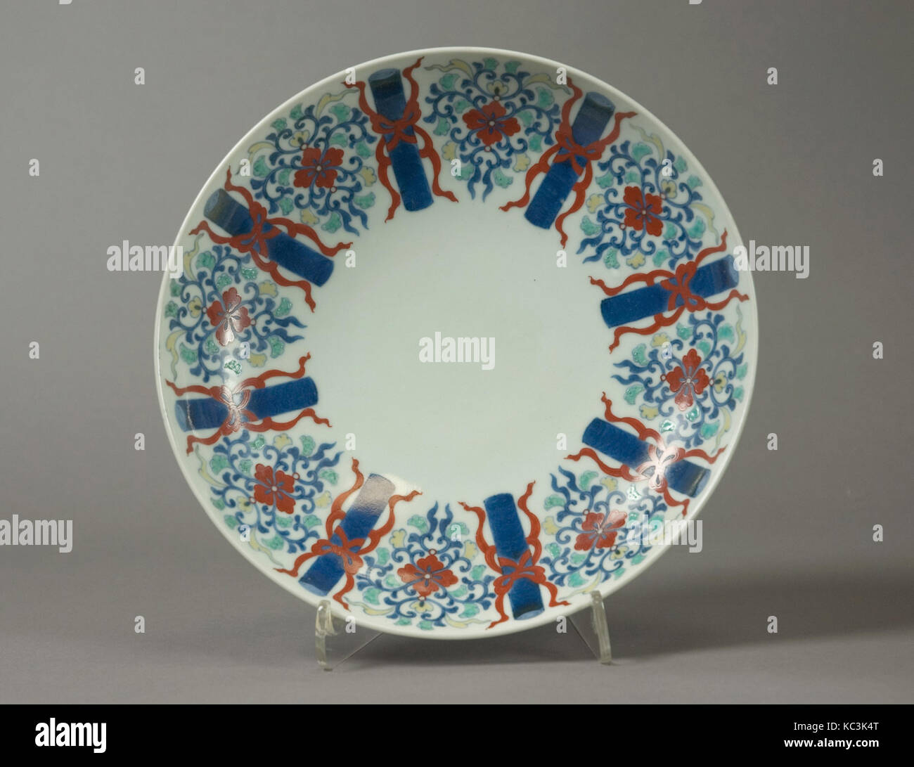 Dish, Edo period (1615–1868), early 18th century, Japan, Porcelain ...