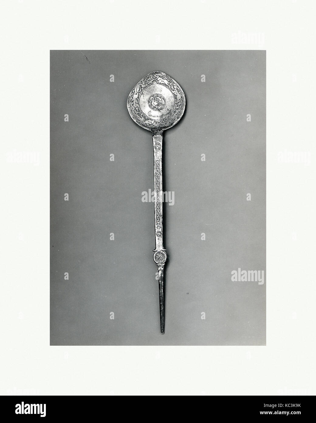 Spoon, 12th–13th century, Attributed to Iran, Brass; cast and engraved ...