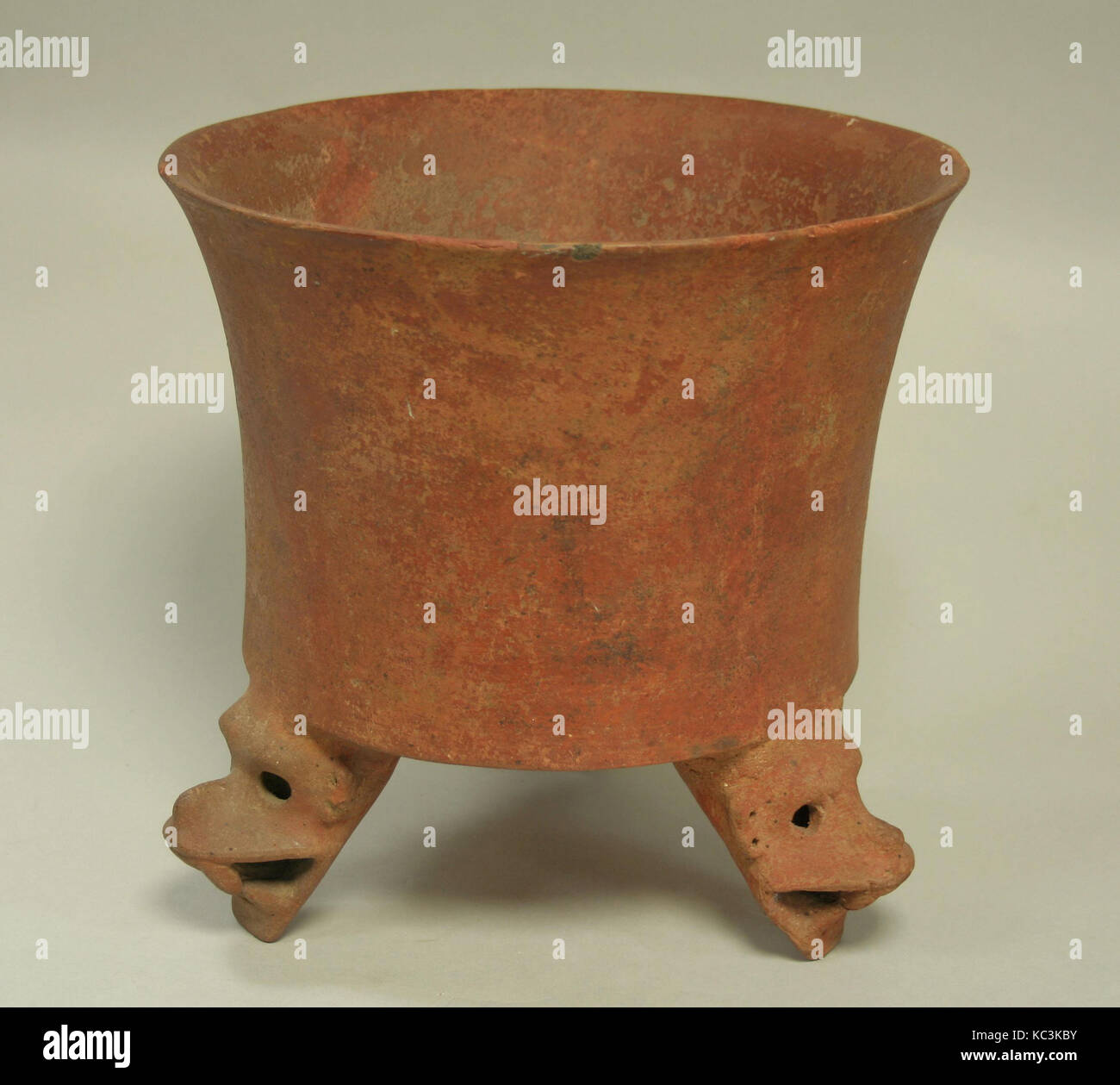 Ceramic jaguar head hi-res stock photography and images - Alamy