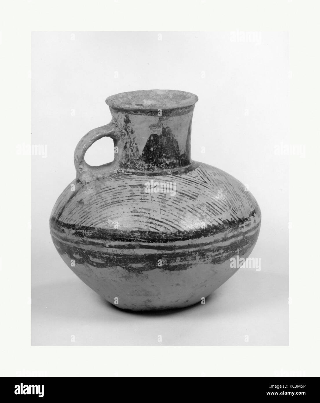 Jug (Hu), Neolithic period, Majiayao culture, Banshan phase, ca. 2500 ...