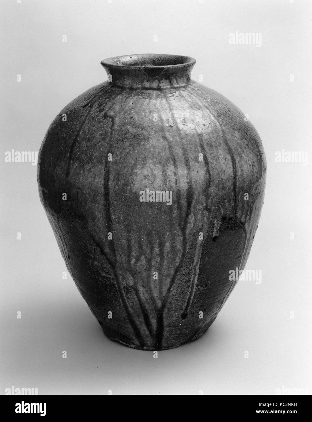 Jar, Muromachi period (1392–1573), ca. 1400, Japan, Tanba ware ...